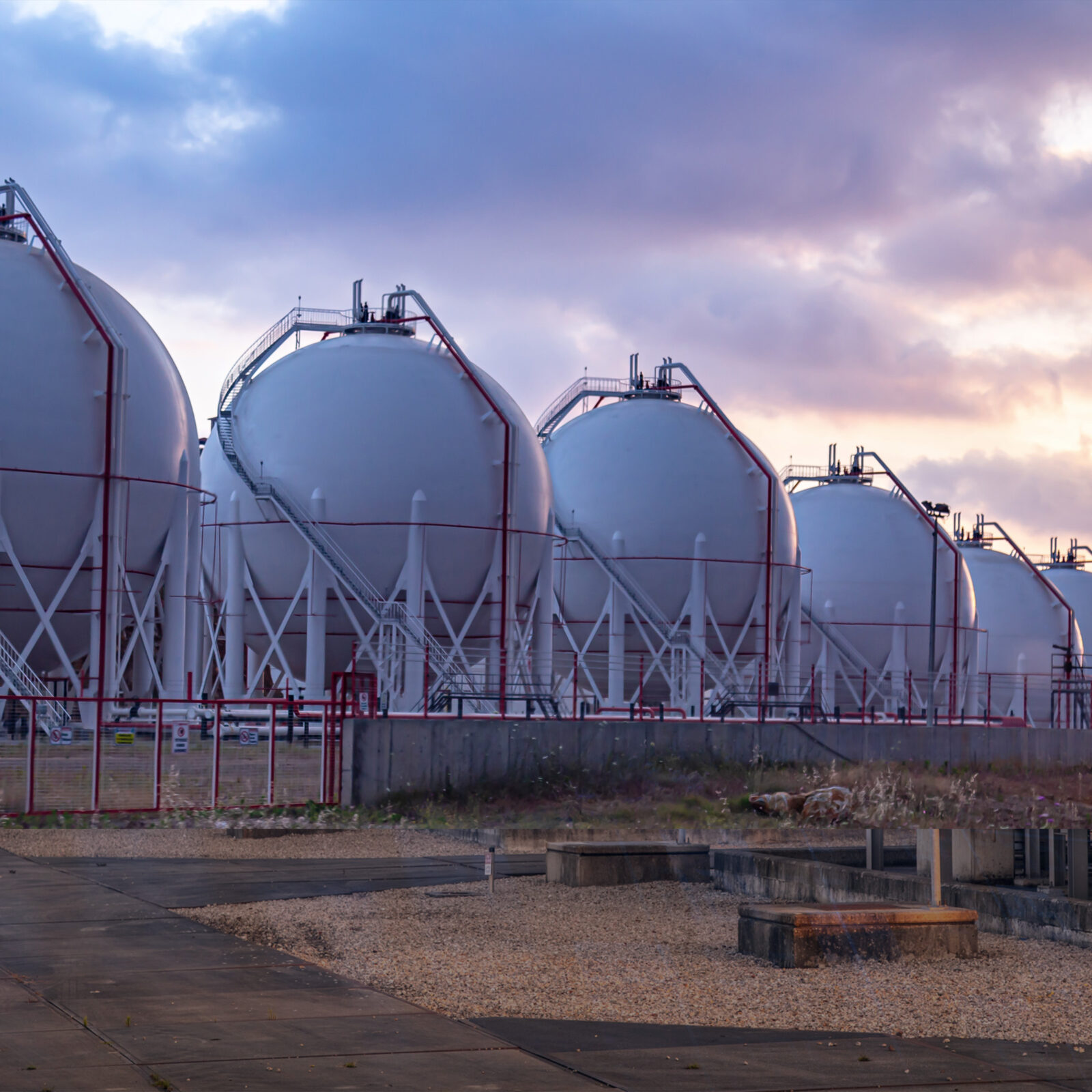 EU commission revises gas storage targets ahead of 2025 - PZEM